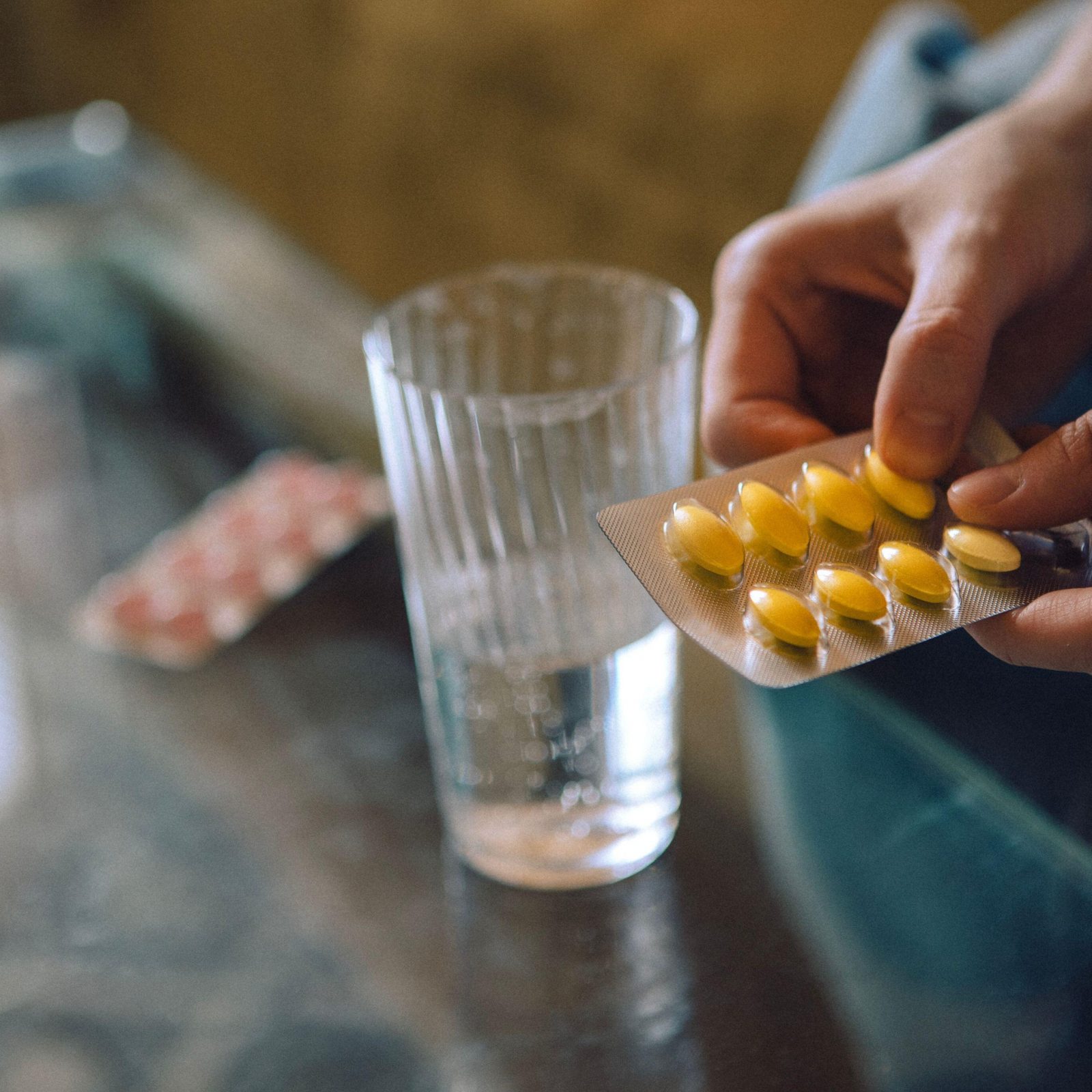 Emozul in druga zdravila - Med.Over.Net - Farmacevt svetuje